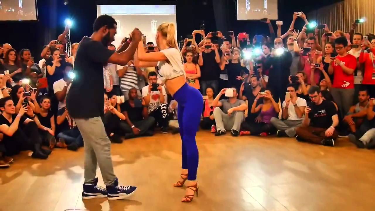 Bailando Bachata - YouTube