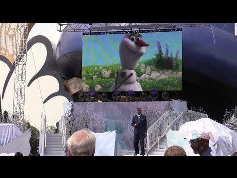 Olaf appears in Frozen Summer Fun Live event at Walt Disney World - YouTube