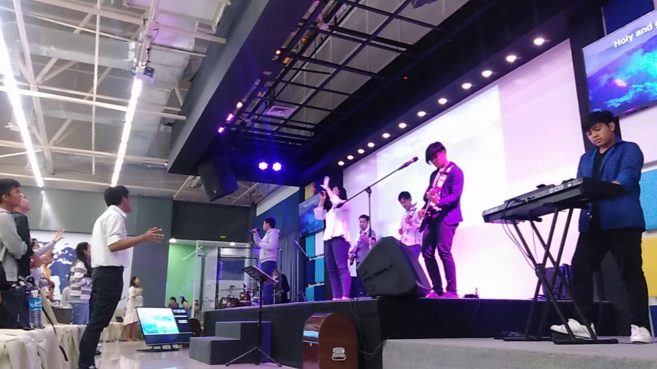 Reign Forever (Victory Worship) Cover by Victory Santiago - YouTube