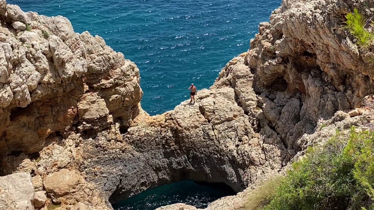 Hiking Moraira - YouTube