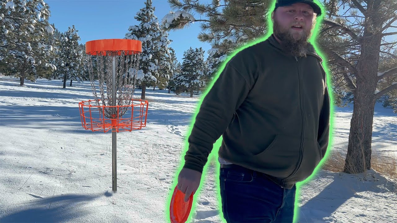 How low can I go in the Snow? A Snowy Disc Golf Challenge - YouTube
