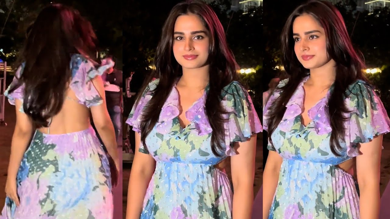 Ayesha Khan looks beautiful as she is spotted at Baglami Restaurant in ...