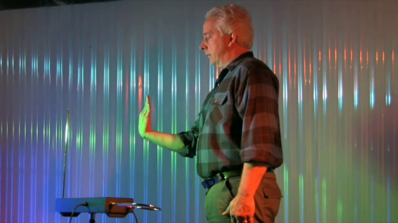 Kip Rosser's "Complete Theremin:" Lesson 04 - Basic Fingering Technique ...