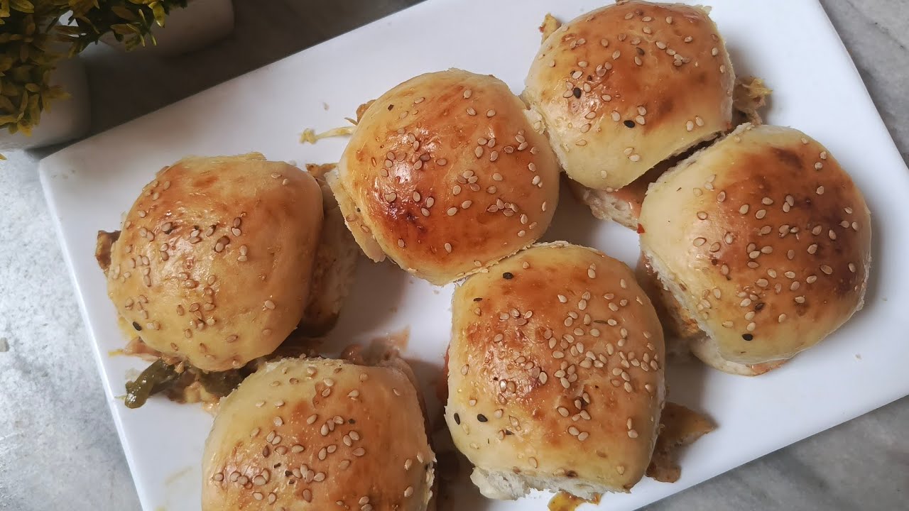 Mini Burger Buns (Slider bun ) recipe by cooking confession - YouTube