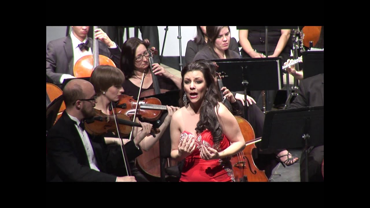 Nicole Reneé Bouffard, Soprano "Caro Nome" from Verdi's Rigoletto - YouTube