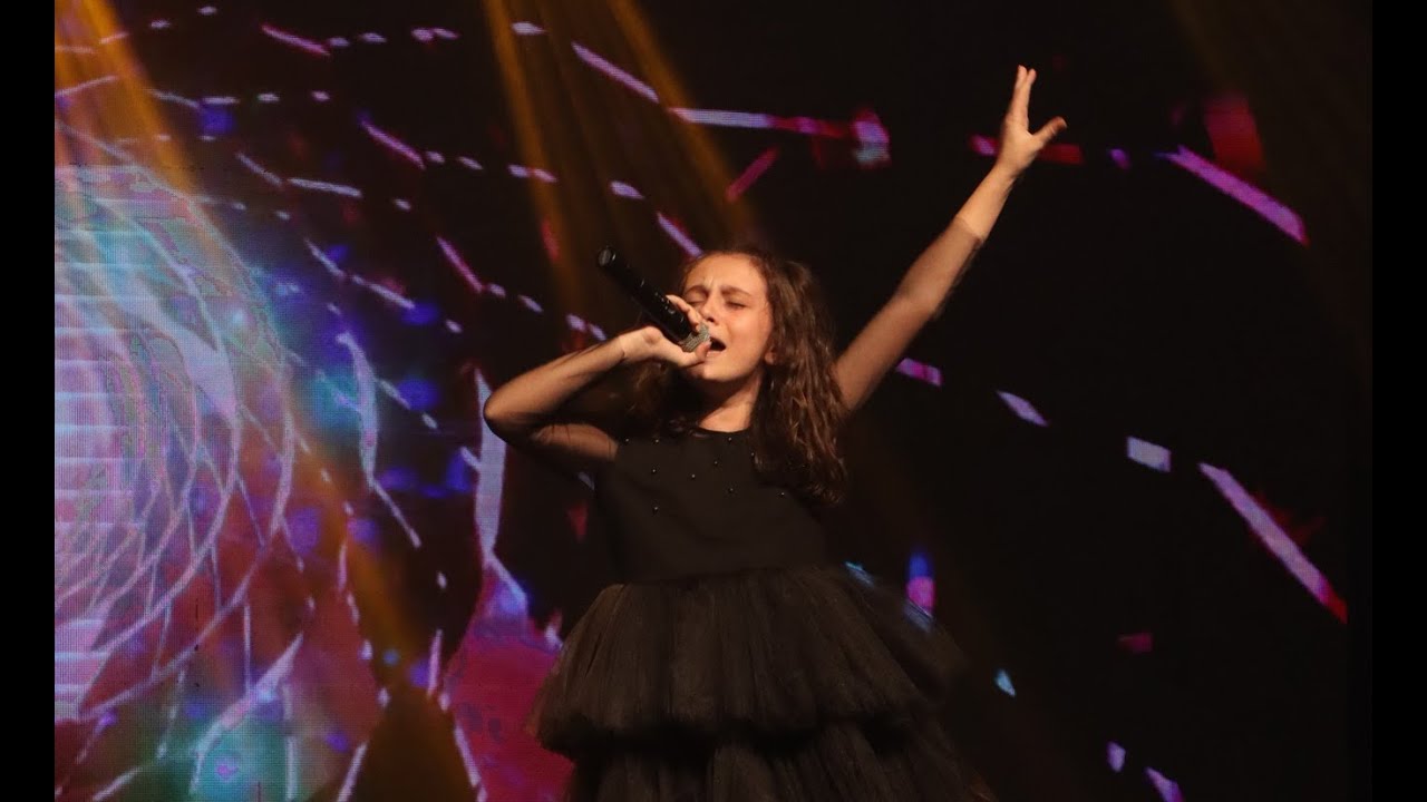 Olgerta Rrustemi - River deep mountain high LIVE @ Rising Stars (Final ...