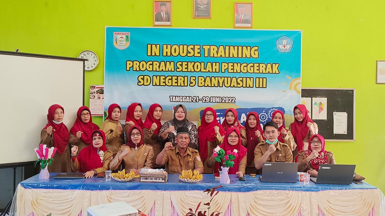 Pelaksanaan Kegiatan In House Training (IHT) | Program Sekolah ...