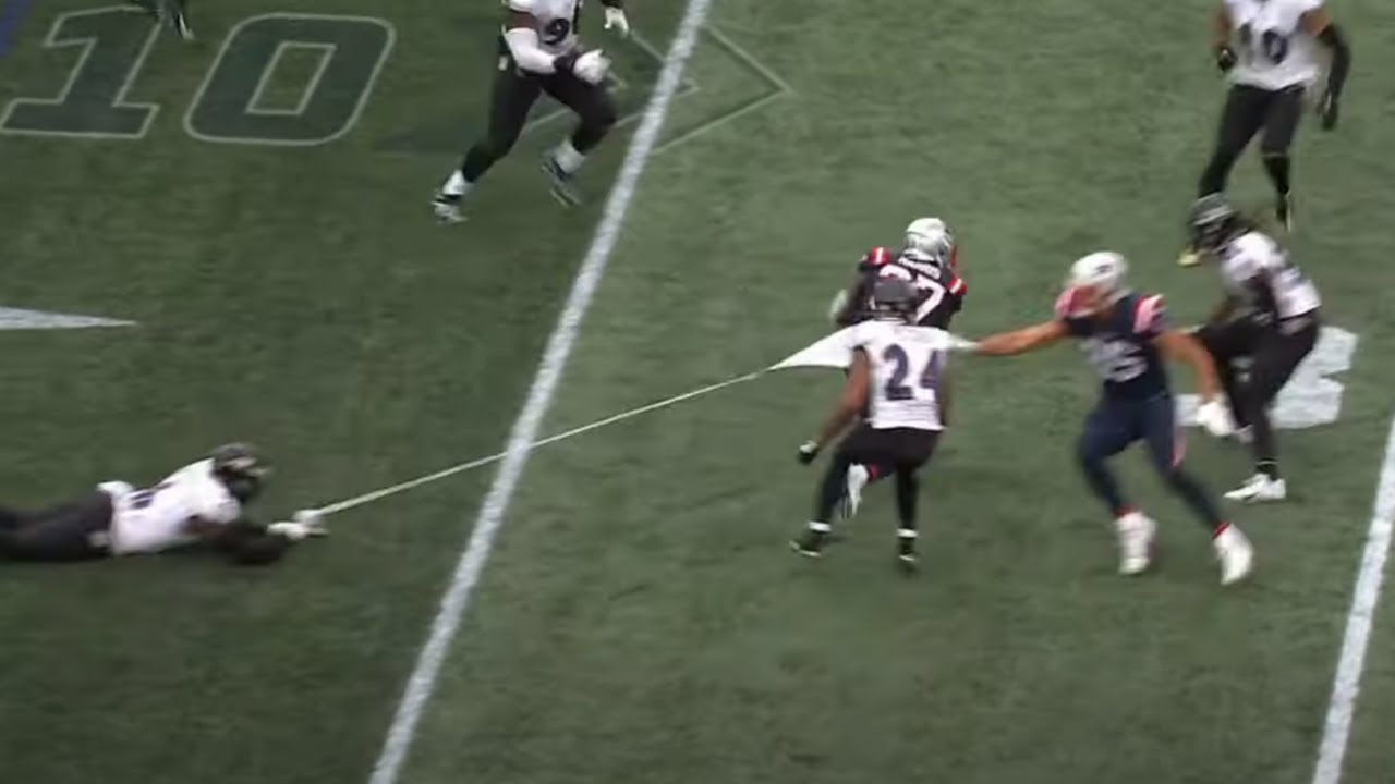 Damien Harris' undershirt stretches 4 yards long 😂 - YouTube