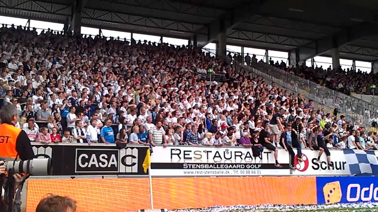 AGF Fans .mp4 - YouTube