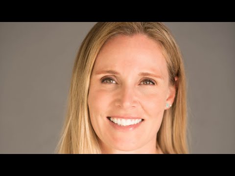 How To Grow a Team of Agents with Serri Rowell - YouTube