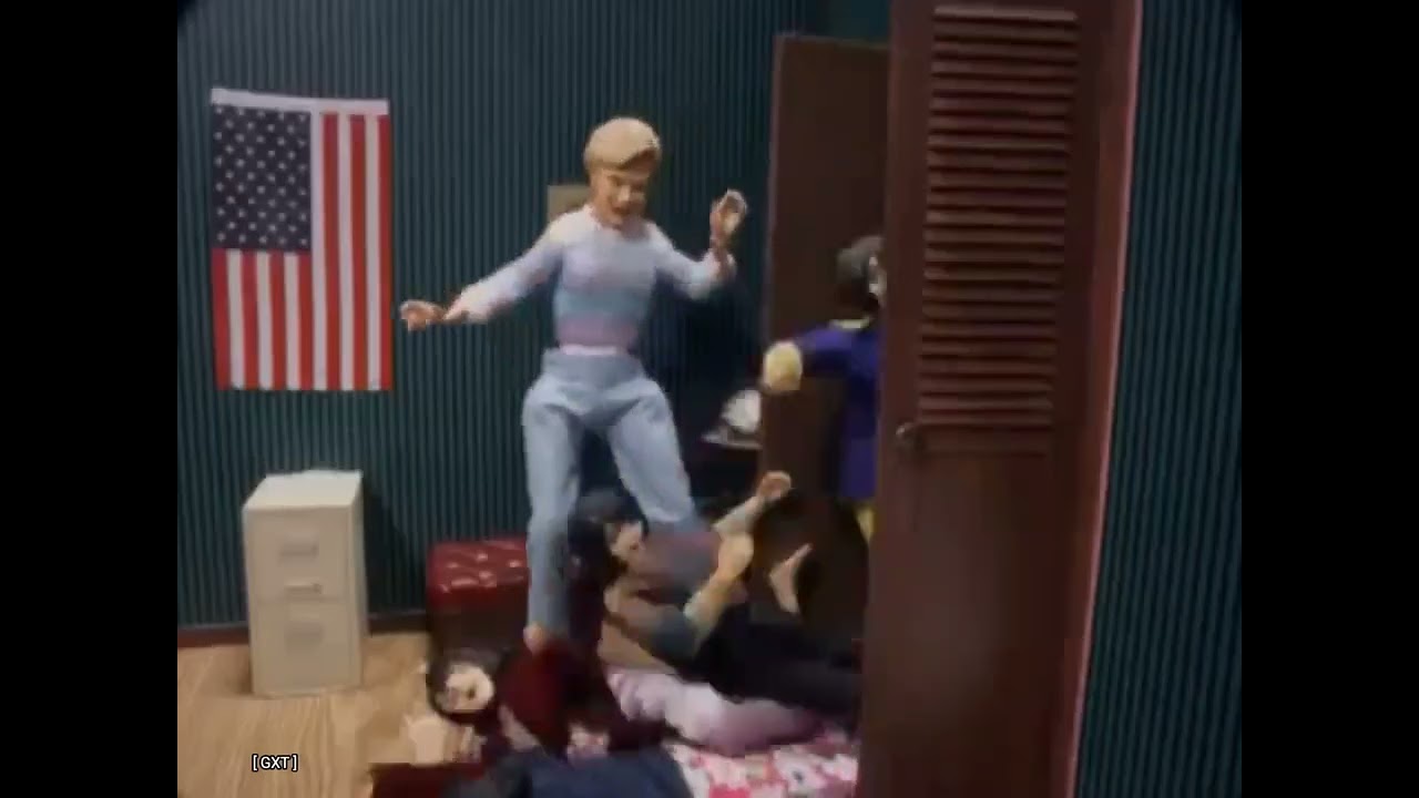 Robot Chicken - Bill and Hillary Clinton - YouTube