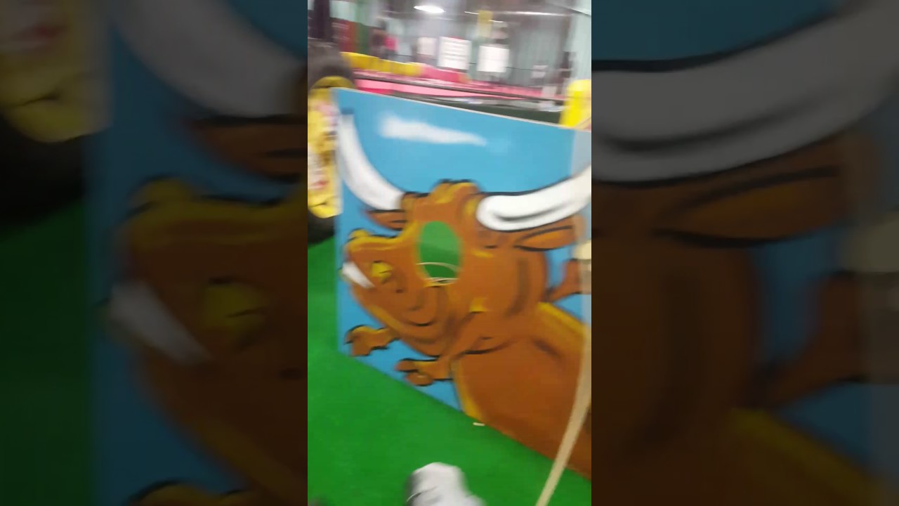 Genesis Bull catching at Big time fun - YouTube