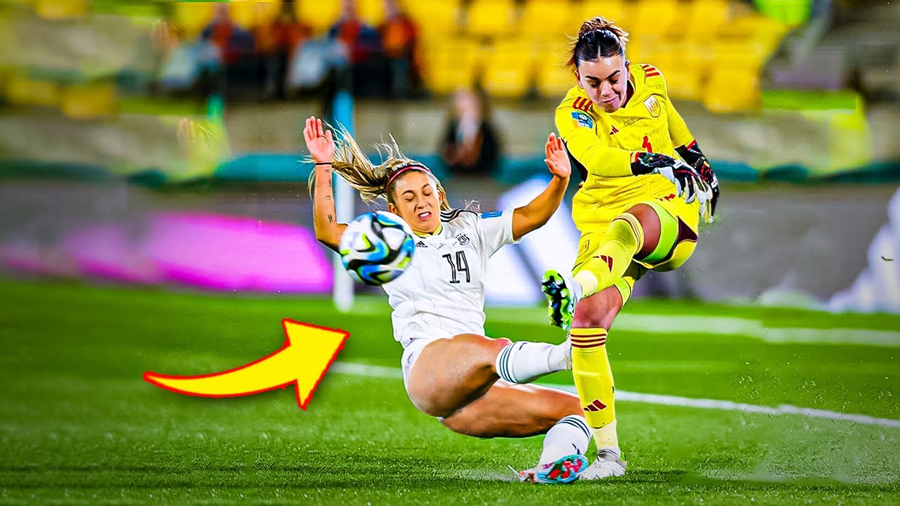 Most Inappropriate Moments in Women's Football - YouTube