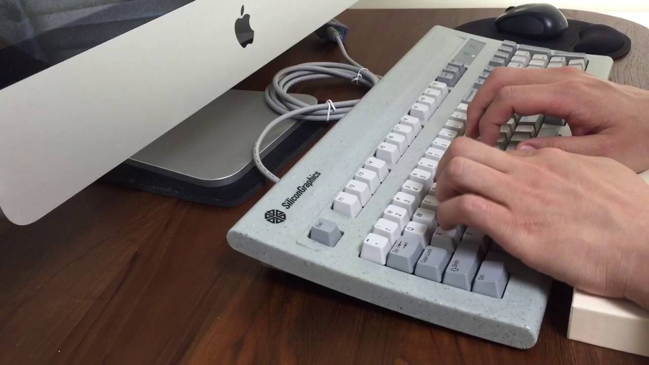 Silicon Graphics Keyboard (Salmon Alps, Blue Keycaps) - YouTube