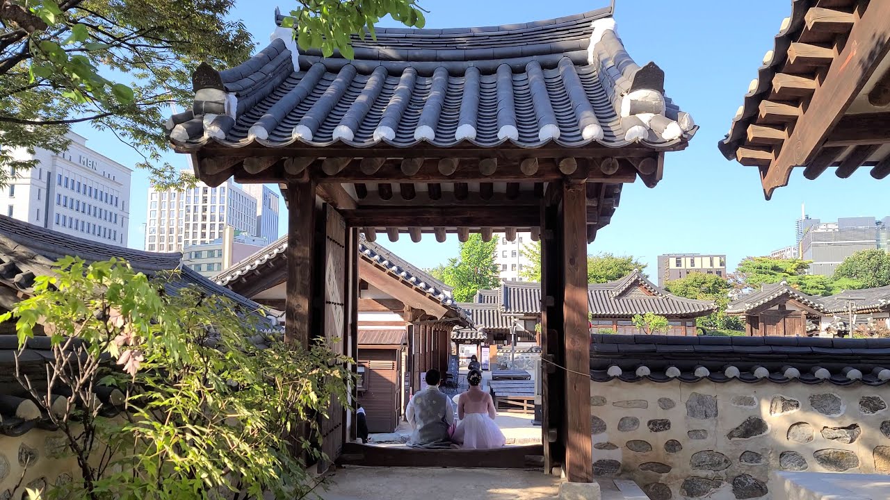 [4K] 남산골 한옥마을에서 느껴보는 늦여름의 여유🍁🌼 Namsan Hanok Village - YouTube