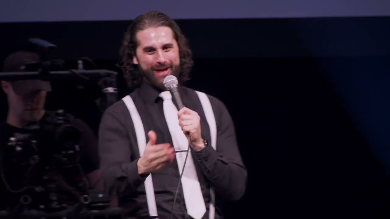 Alex Mackenzie - Hungry for Laughs Comedy Tour 2022 - YouTube