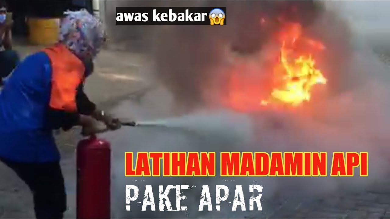 Latihan memadamkan api || pake APAR - YouTube