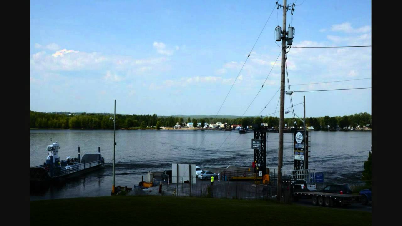 Cumberland Ferry across the Ottawa River - Time Lapse - YouTube