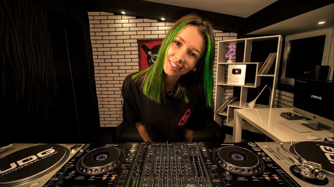 Miss Monique - MiMo Weekly Podcast 017 [Progressive House/Melodic ...