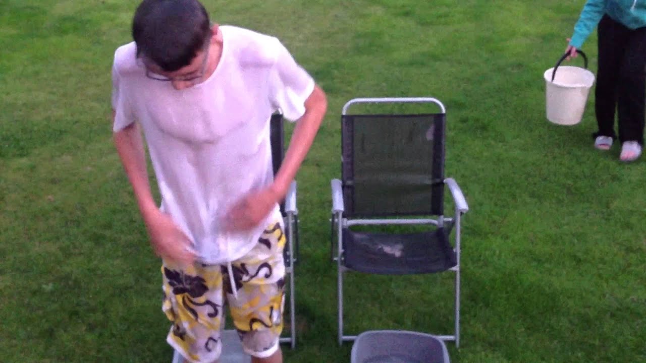 Nathan & Tracey Ice Bucket Challenge - YouTube