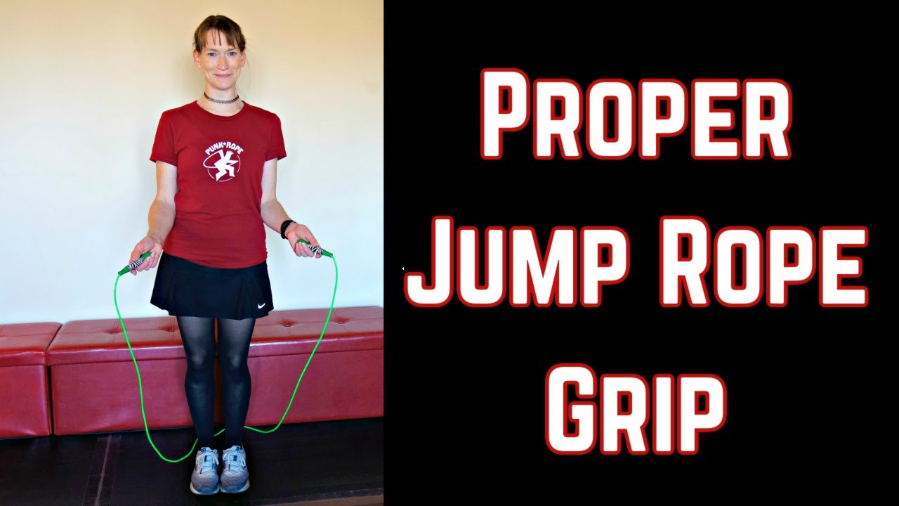 Proper jump rope grip - YouTube