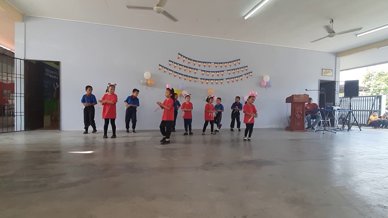 Pertandingan menari - YouTube