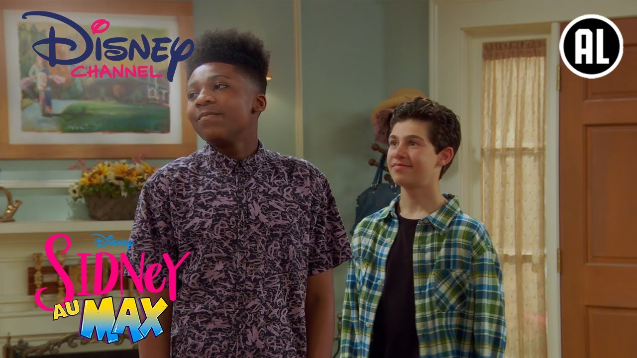 Sidney au Max | Cours Particuliers | Disney Channel BE - YouTube