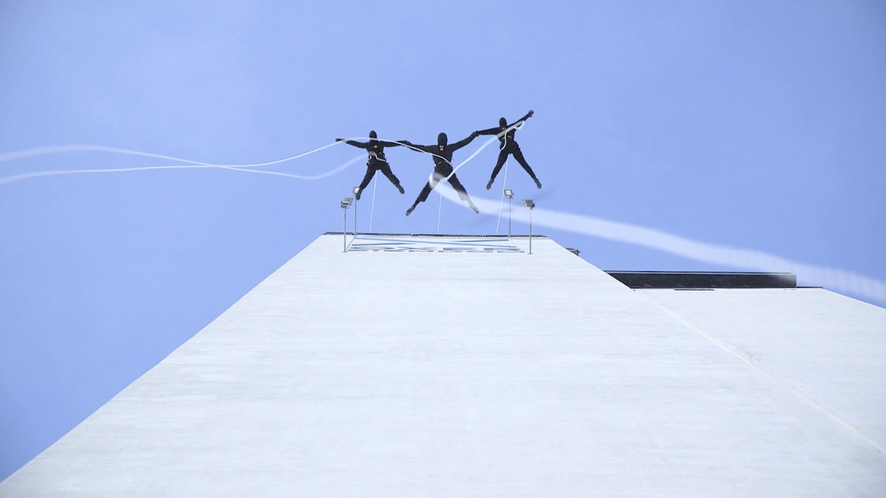 A new level of wall dance - YouTube