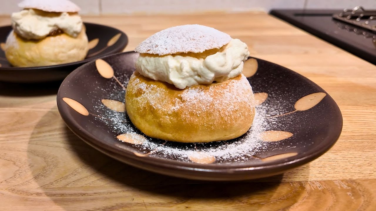 Estonian Dessert Vastlakukkel Sweet Rolls With Cream And Jam Youtube