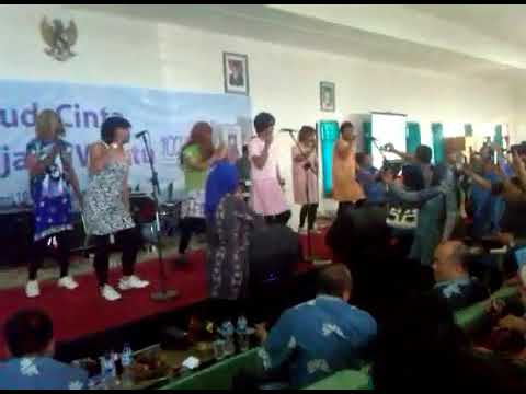 Kocak...Cherybell Tampil Di HUT AJB Bumiputera 1912 Ke 100