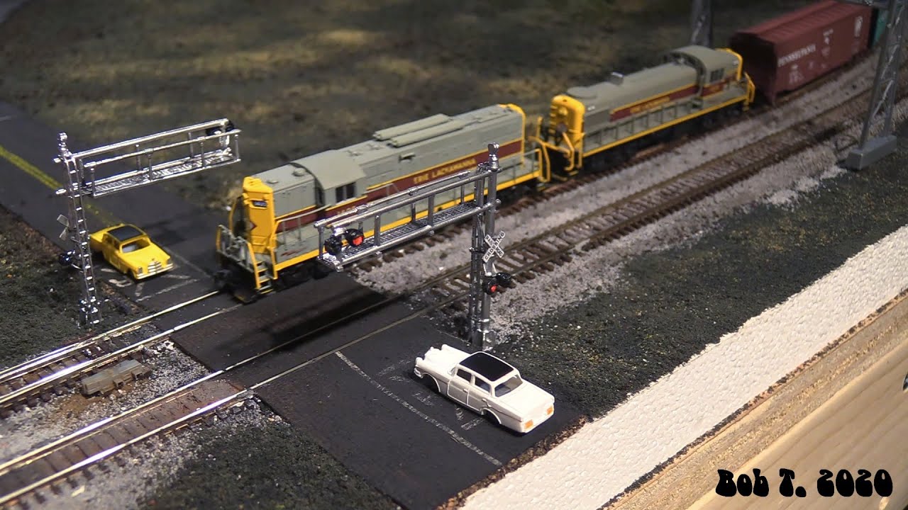 Erie Lackawanna N Scale Grade Crossing Clip - YouTube