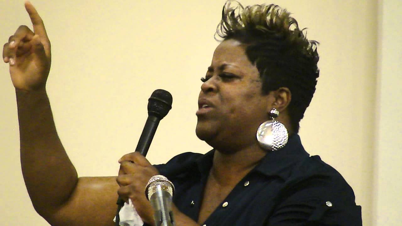 Terri Jackson Singing "Thank You Lord" - YouTube