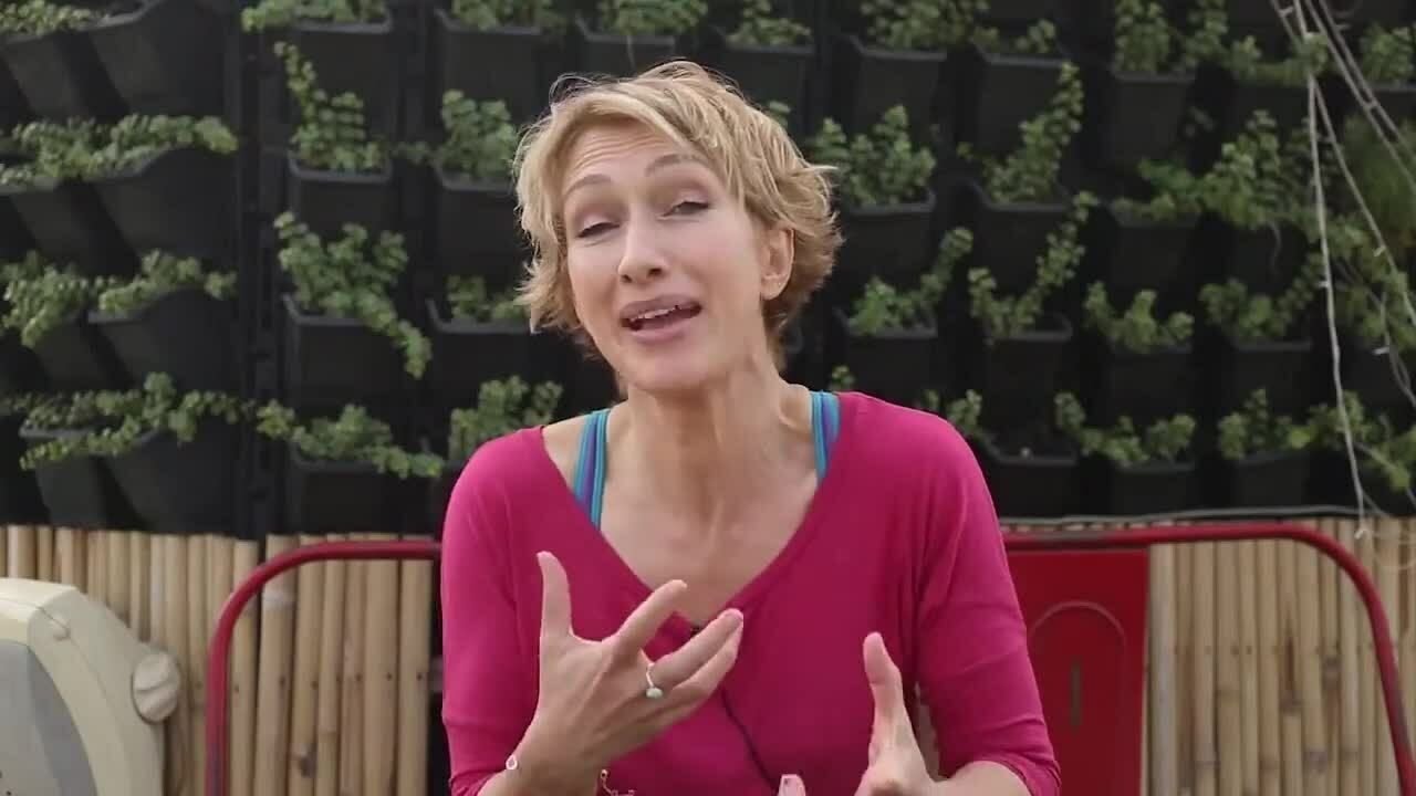 Bee Rowlatt talks about her experience of speaking at TEDx Delhi ...