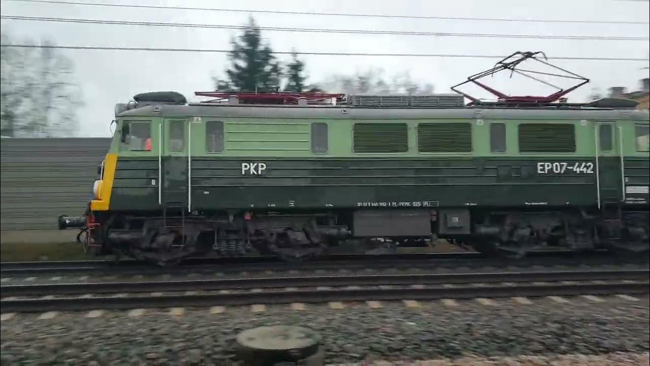 Pierwsze nagrywki w 2024 - 4 Pociągi w Chotomowie (EP07-442) - YouTube