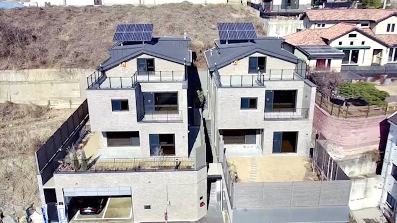 고급 전원주택 매매 L 집 잘 짓기로 소문난 업체에서 준비한 야심작이며 구조 하나하나가 생활하기에 너무 편하고 고급스러운