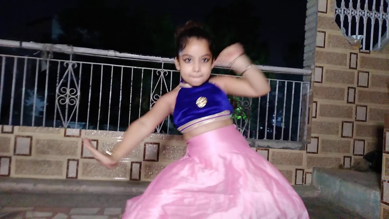 saki saki song dance with janvi - YouTube