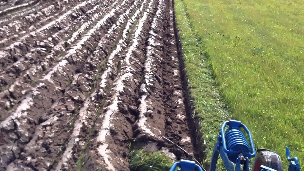 T4.75 Powerstar ploughing with a Fiskars plough - YouTube