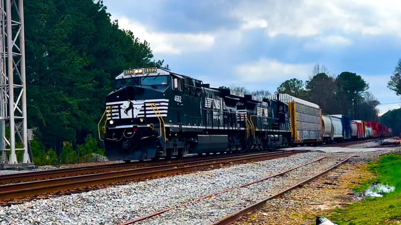 NS 242: NS 4682 4512 3/3/24 Duluth GA - YouTube