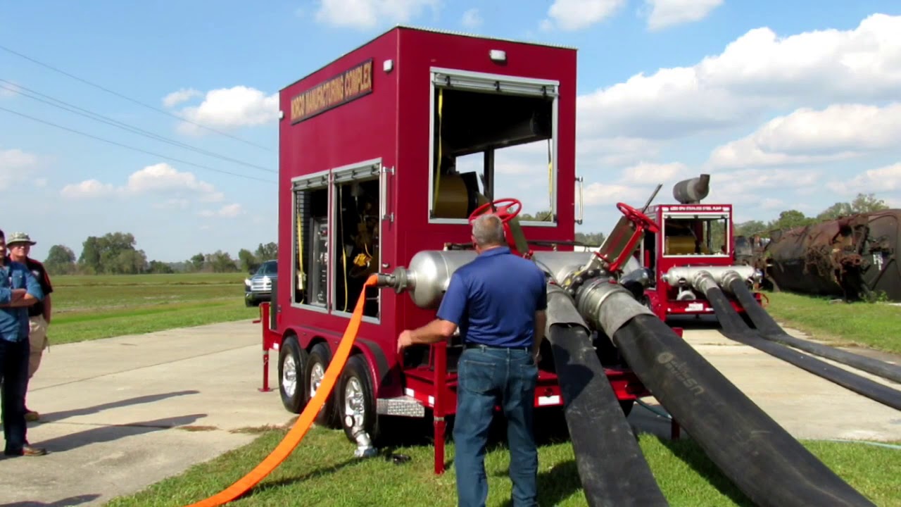 US Fire Pump Big Water Demonstration - YouTube