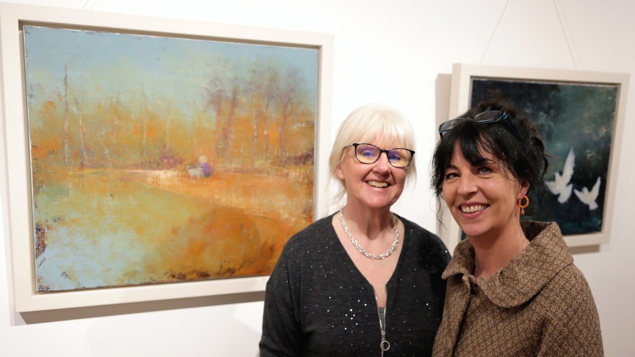 Time-Lapse Solo Exhibition at the Solas Art Gallery - YouTube