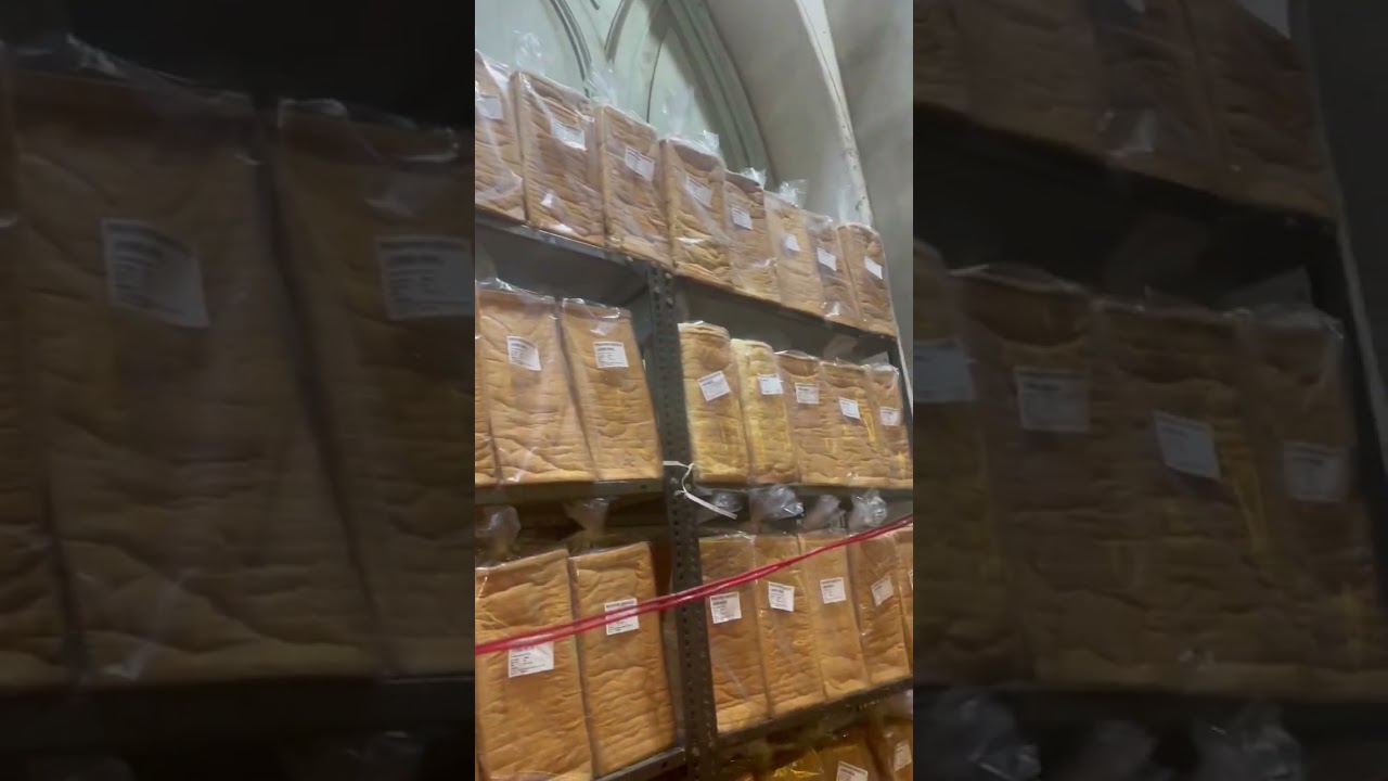 Bread 🍞 For Jambo sandwich - YouTube