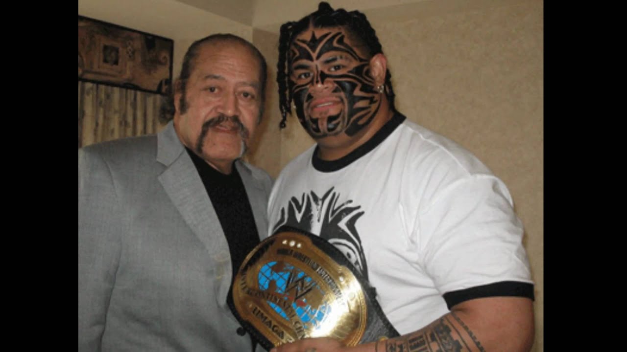 UMAGA TRIBUTE RIP Eddie Fatu 1973-2009 WWE HALL OF FAME - YouTube
