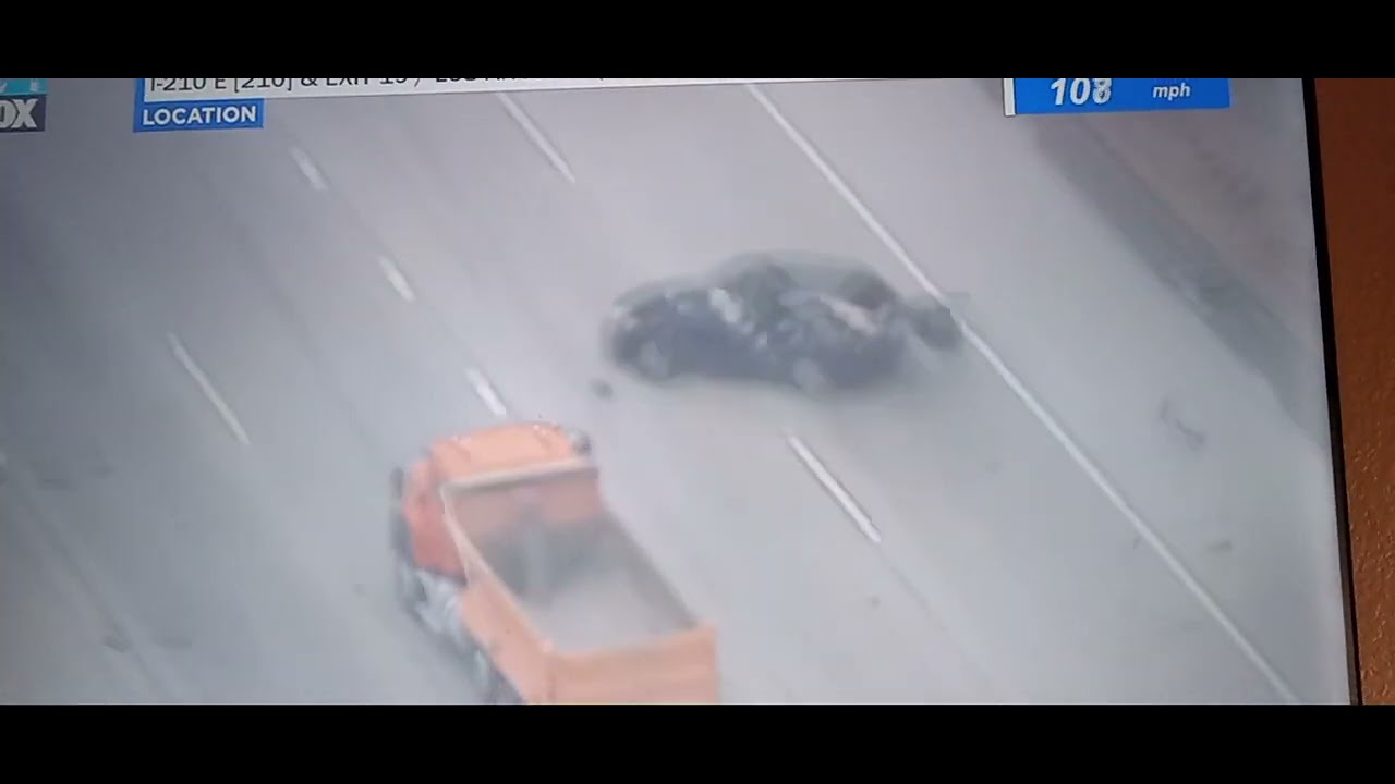 Friday afternoon chase 210 fwy - YouTube
