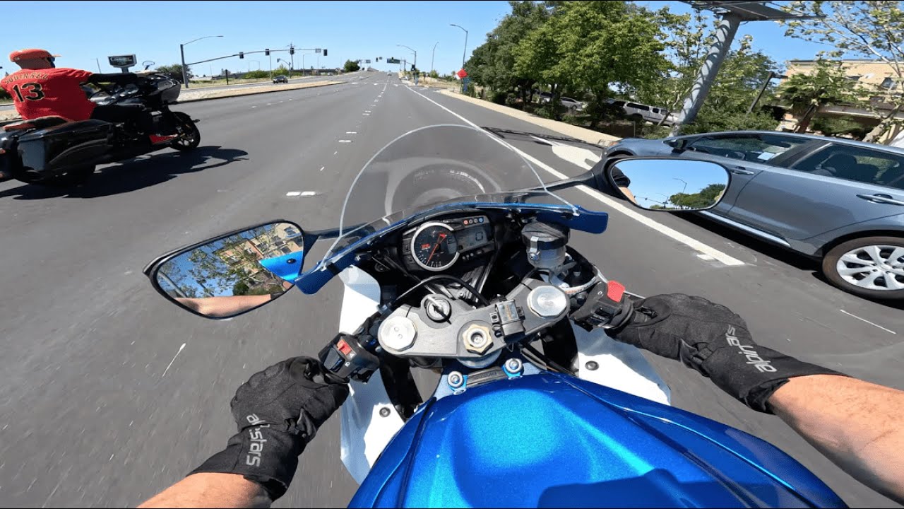 Harley bro wanted the smoke | GSX-R 750 | 4K - YouTube