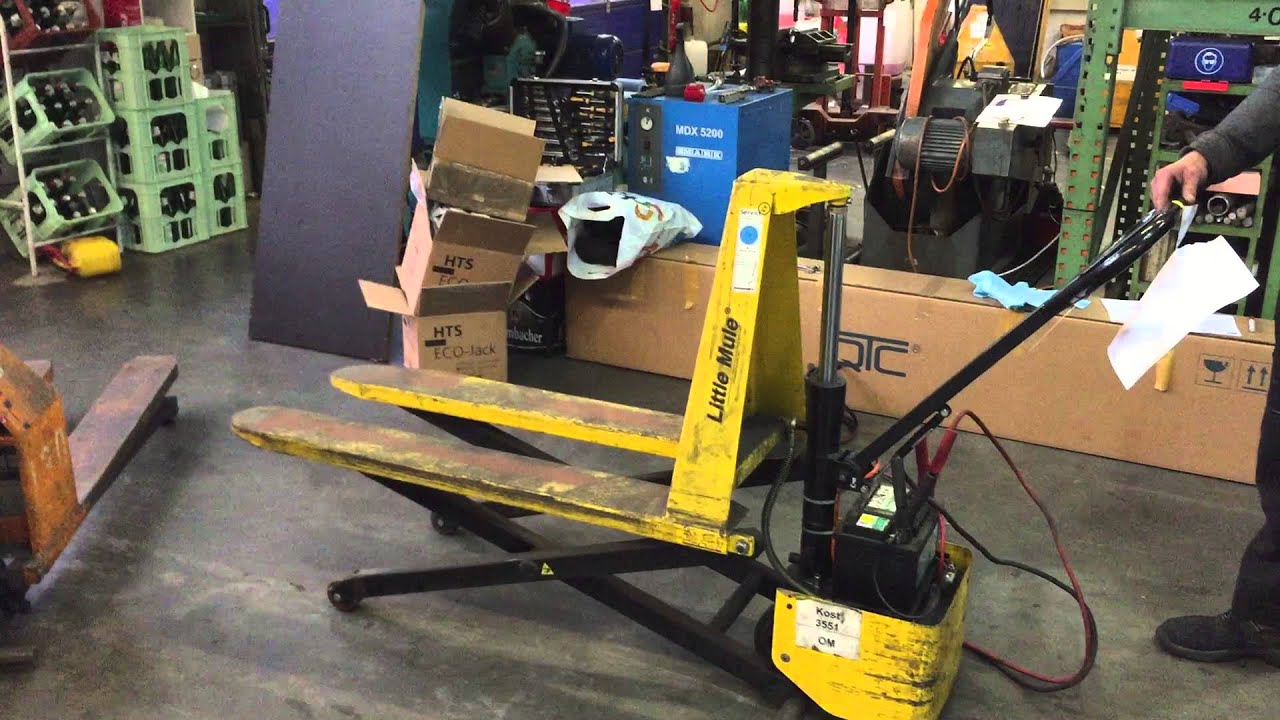 LITTLE MULE LITTLE MULE HUES 10-54 Electric Scissorlifts - YouTube