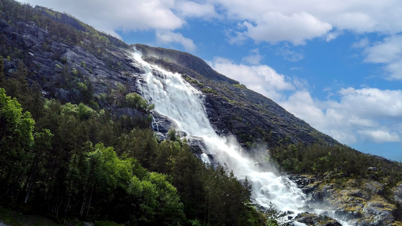Langfoss waterfall Norway 4k - YouTube