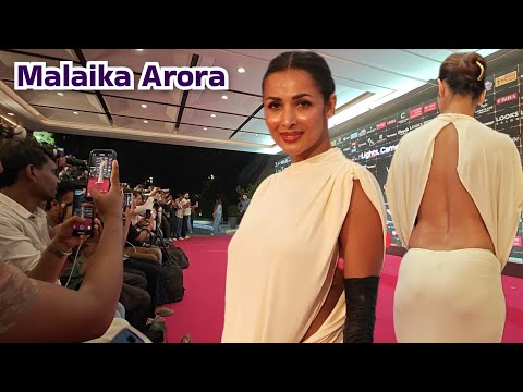 Malaika Arora Super Stylish Backless Outfit Look for Bollywood Hungama Style Icons Awards