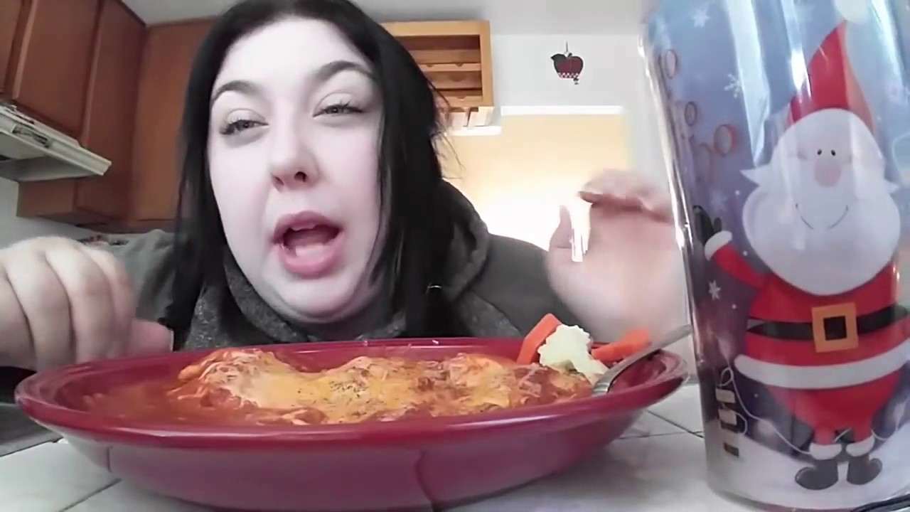 FAT girl ravioli/ homemade /Mukbang/extreme eating noises / - YouTube