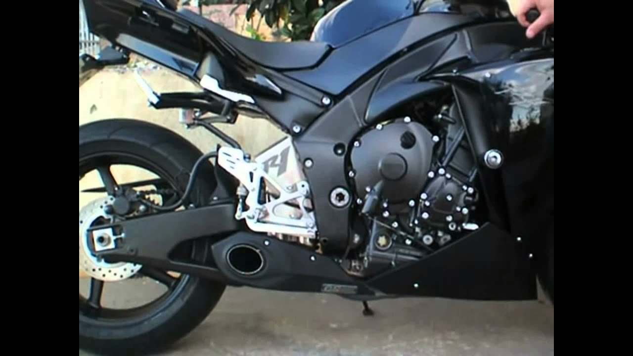 Yamaha R1 2009-14 CS Racing Exhaust - YouTube