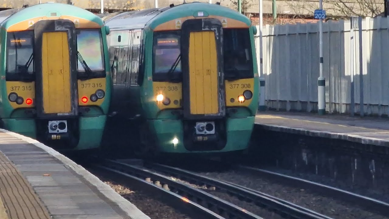 train spotting at worthing and West worthing - YouTube